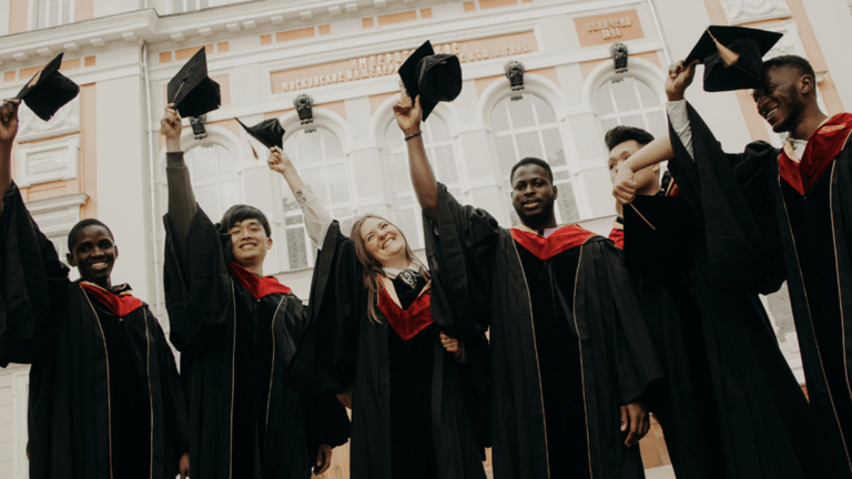Préparer sa soutenance de thèse tout au long de son parcours | Faculté ...